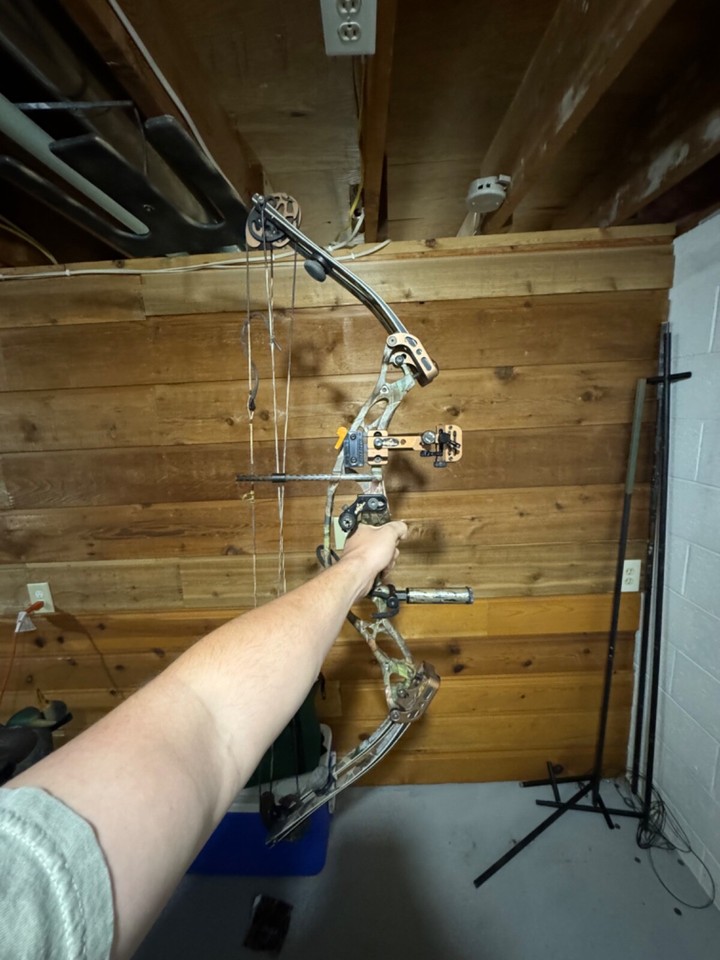 Hoyt Ultramag XT 2000 Compound Bow Used | eBay