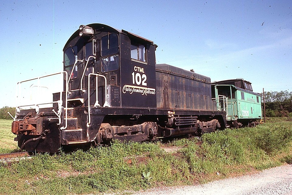 (Lot 1960-H Set of 2) CAIRO TERMINAL SW1 #102 and CABOOSE Slides | eBay