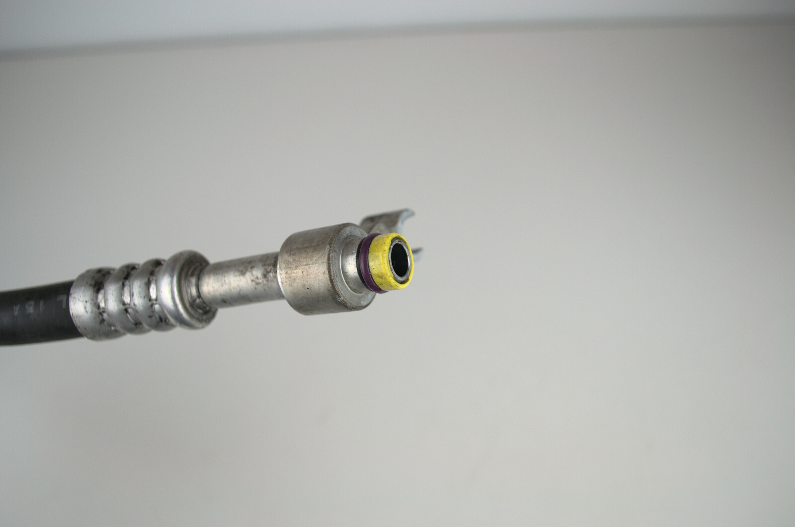 2007 Mercedes E350 OEM A/C Refrigerant Discharge Hose 2118301315 | eBay