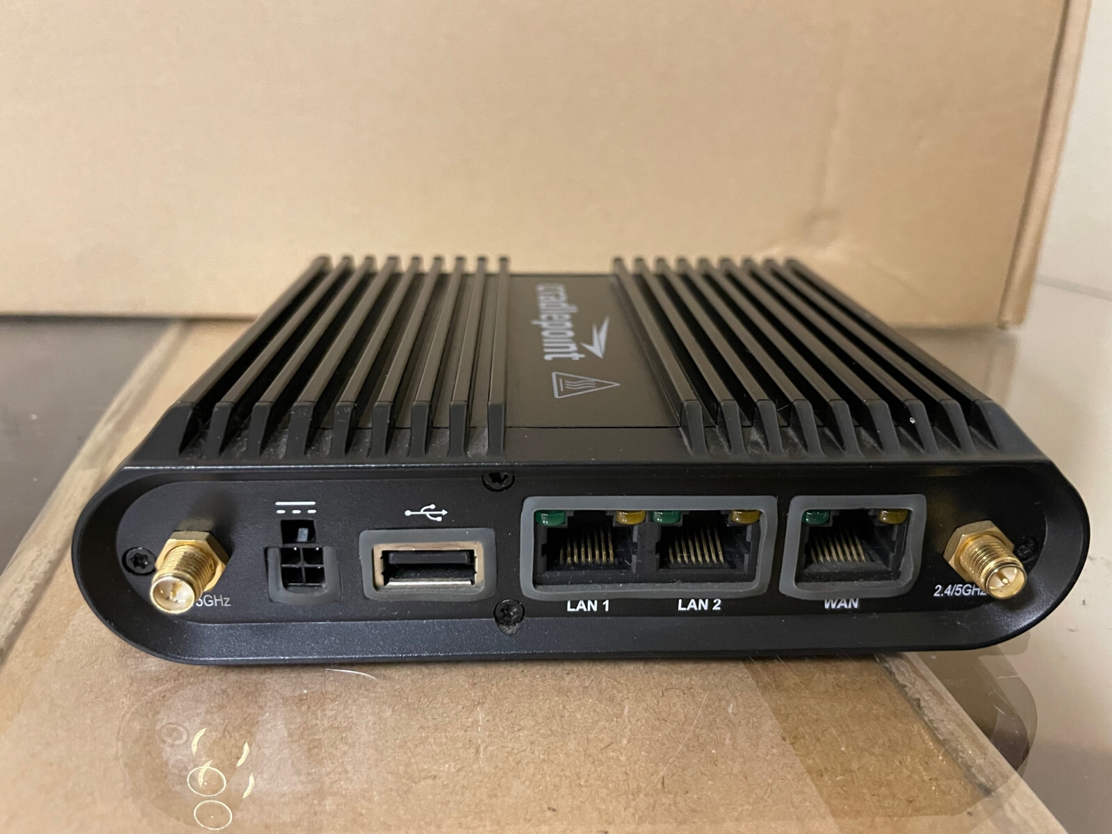 CradlePoint IBR1100LPE IBR1100LPE 3G 4G LTE HSPA+ WiFi Dual-Band Router ...