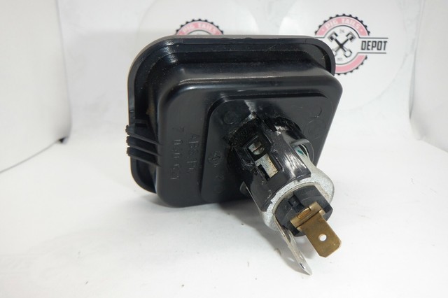 BMW 12v Cigarette Socket Mount With Cover 61346904008 @genuine@ for ...