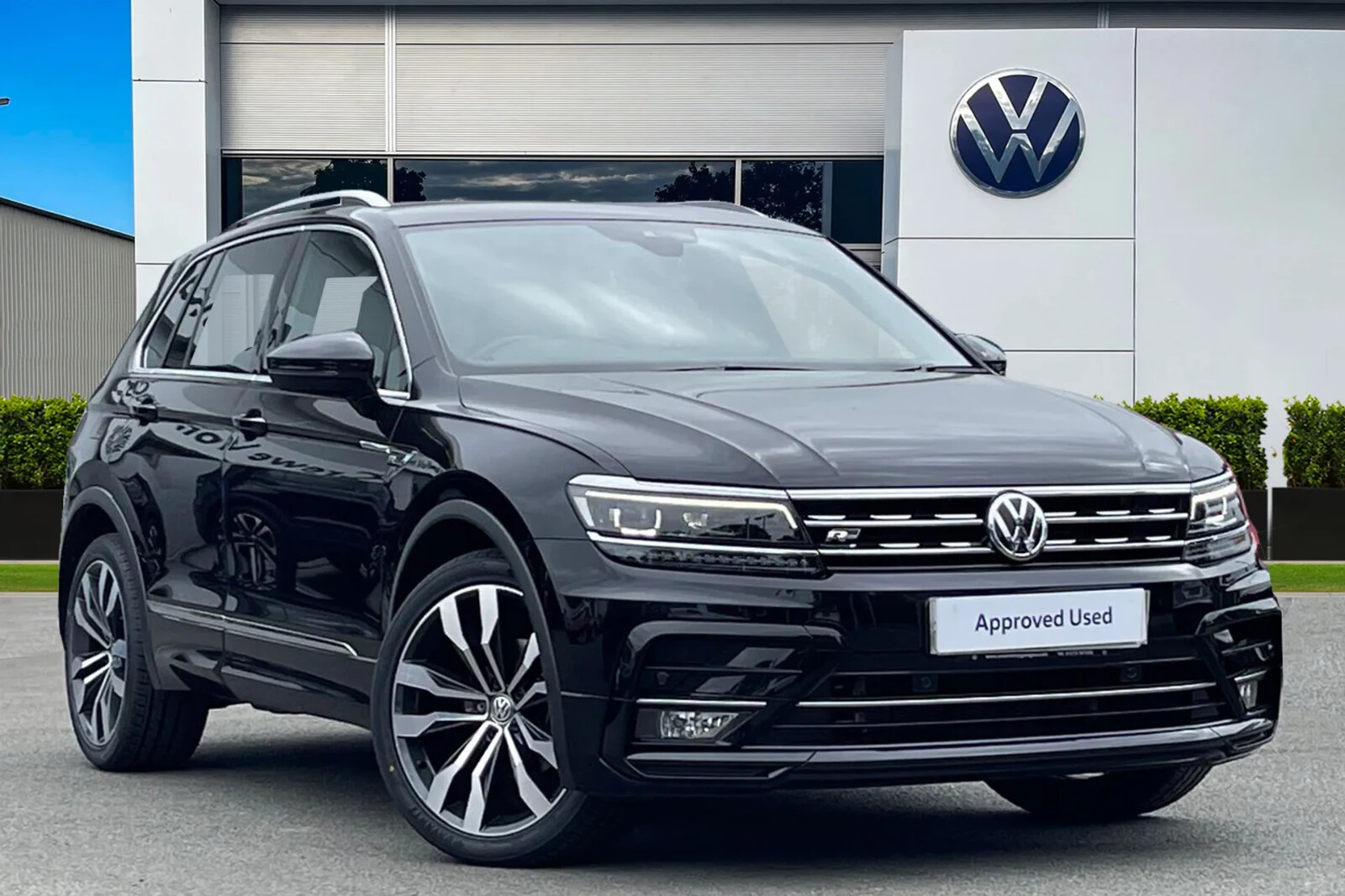 VOLKSWAGEN TIGUAN MK2 R LINE 2016-2021 FRONT BUMPER LEFT PASSENGER FOG ...