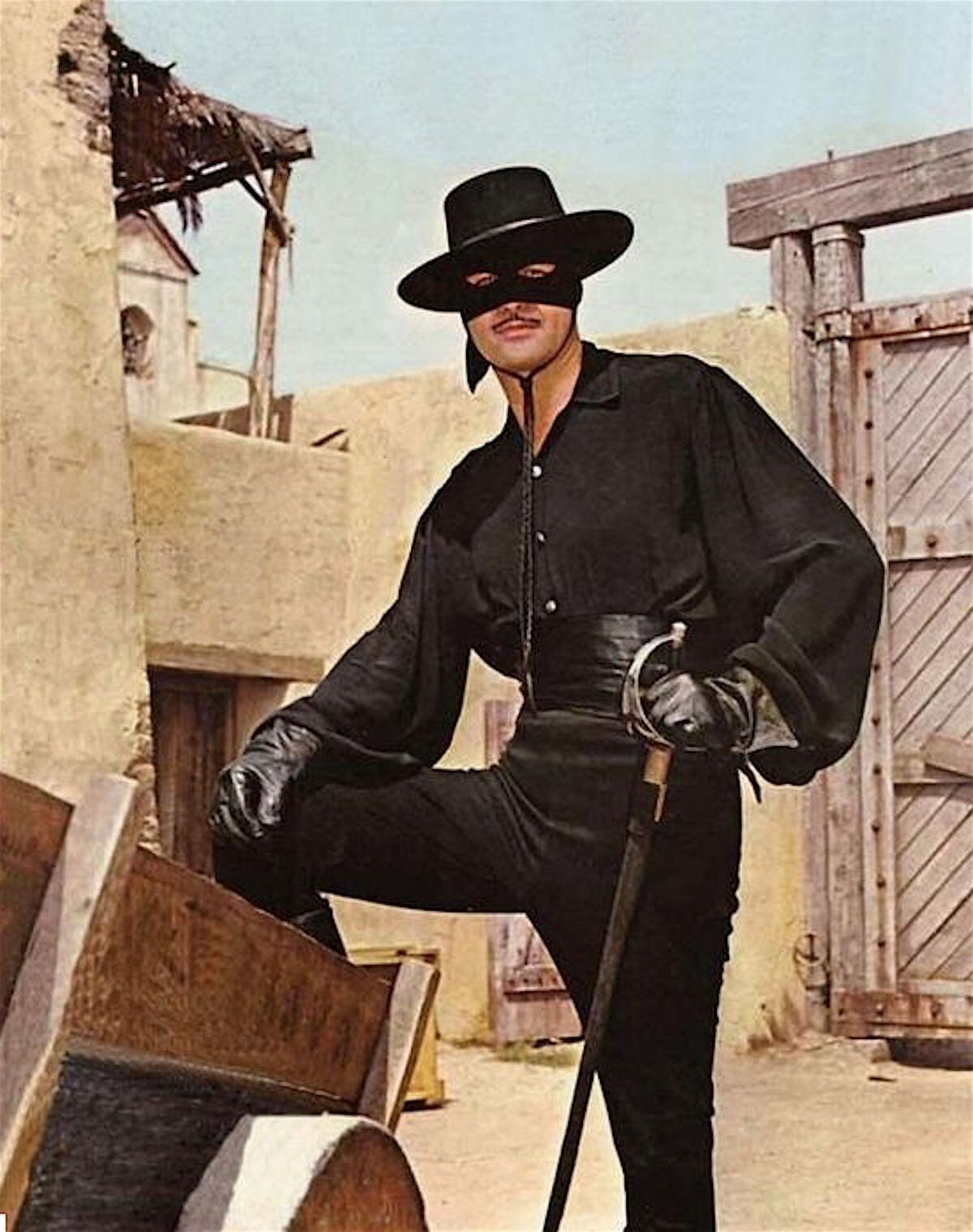Guy Williams as Zorro in Classic TV Series Publicity Picture Photo ...