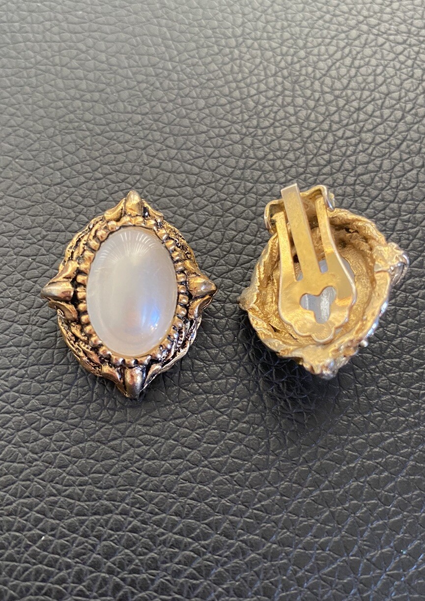 Vintage Jewellery Clip On Earrings | eBay