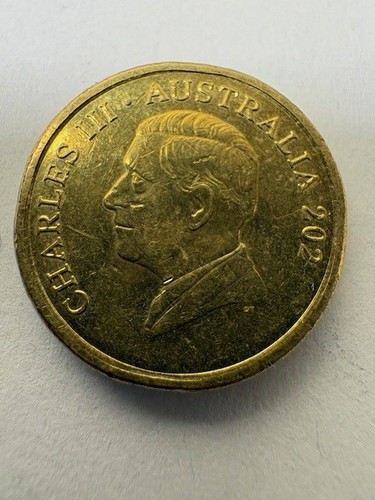 Extremely Rare & Unique Australian $2 Coin - Date defect. | eBay Australia