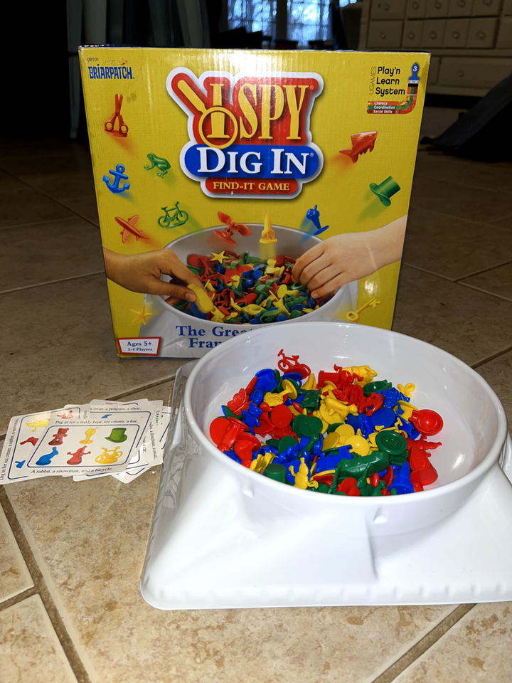 I Spy Dig In, The Great Game of Frantic Finding, Fast Paced Color ...