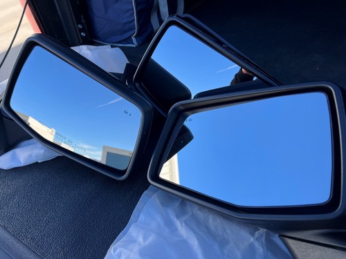 Chev Silverado Outside Mirrors( L & R) Fits 2019 -2023 Stock - Like New ...