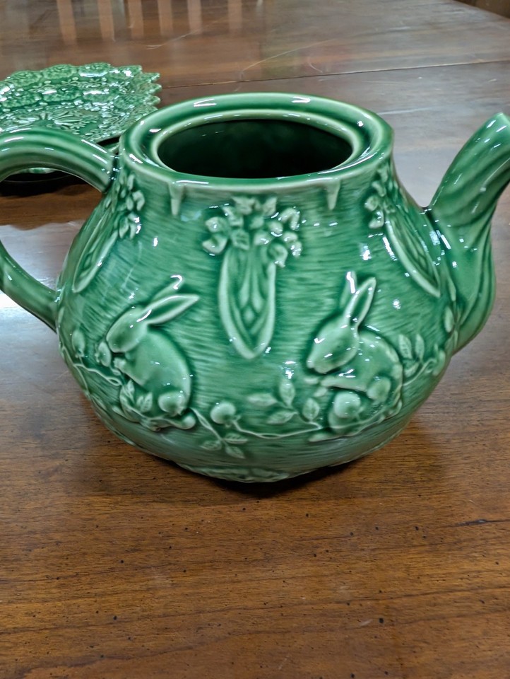 Vintage BORDALLO PINHEIRO RABBIT Green Majolica Teapot w/ Lid ...
