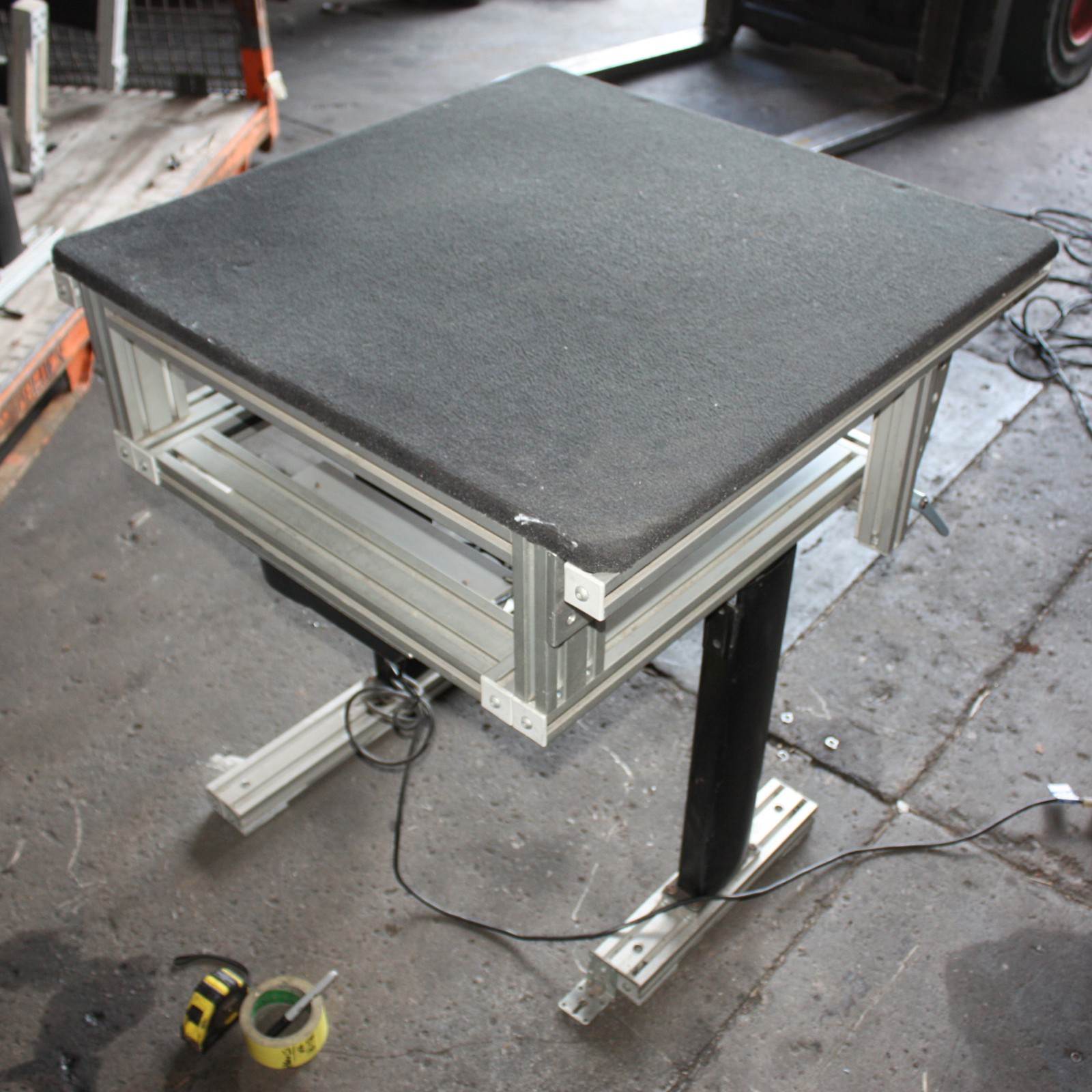 LINAK CBD4P00020A-609 electric actuator actuated work table station ...