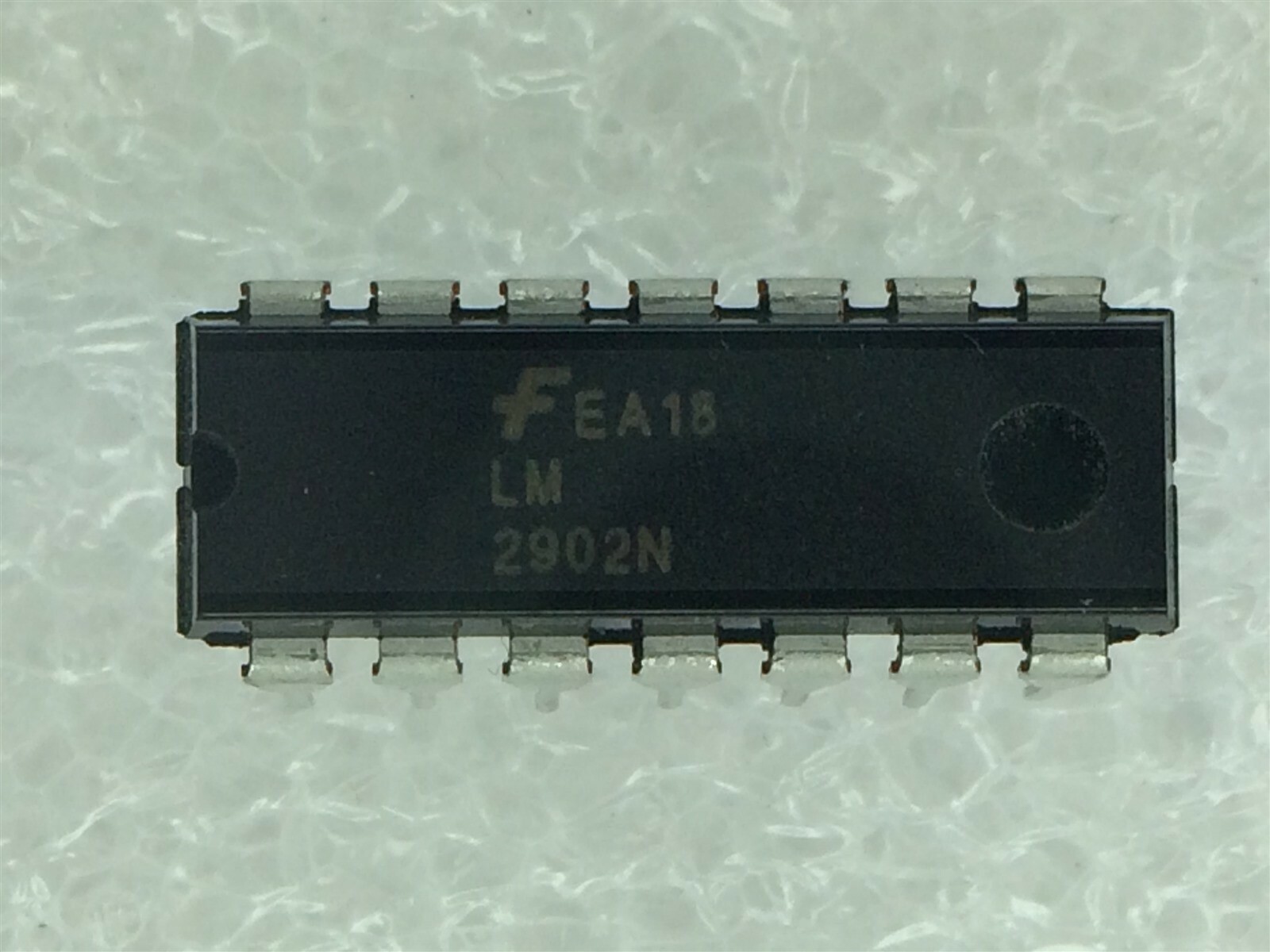 LM2902N FSC IC INST AMP 4 CIRCUIT 14DIP 8 PIECES | eBay