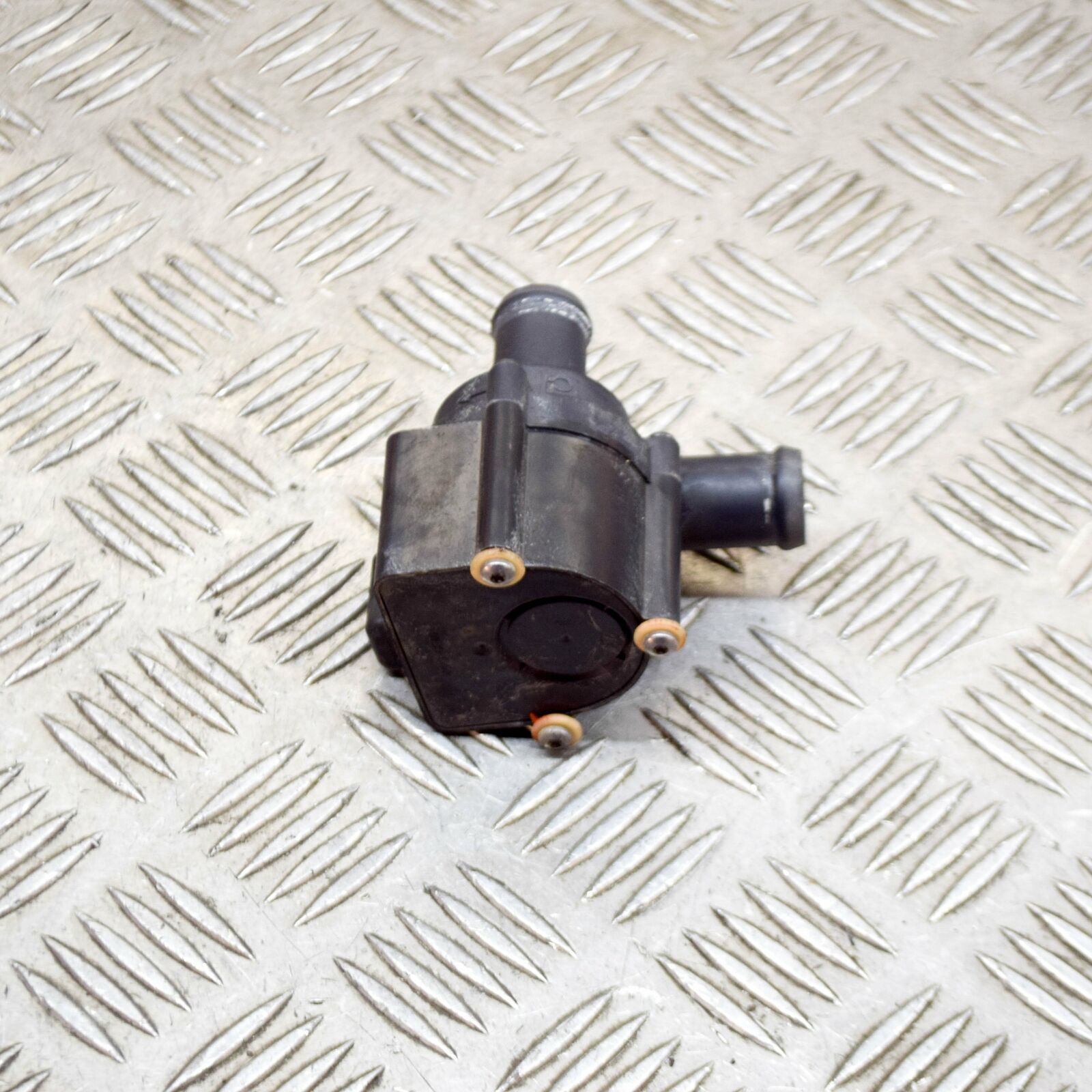 PORSCHE MACAN 95B Auxiliary Water Pump 06H121601M 3.0 Diesel 190kw 2015 ...