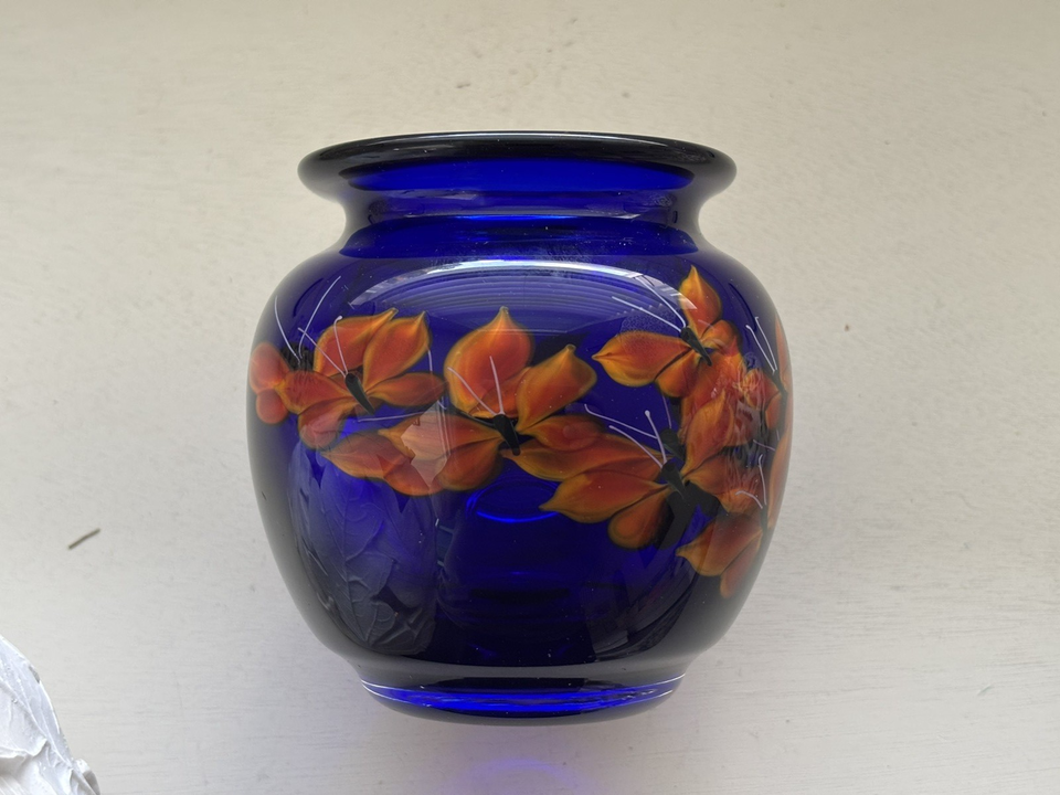 Steven Lundberg Signed and Numbered Cobalt Blue Butterfly 1996 Glass Vase | eBay