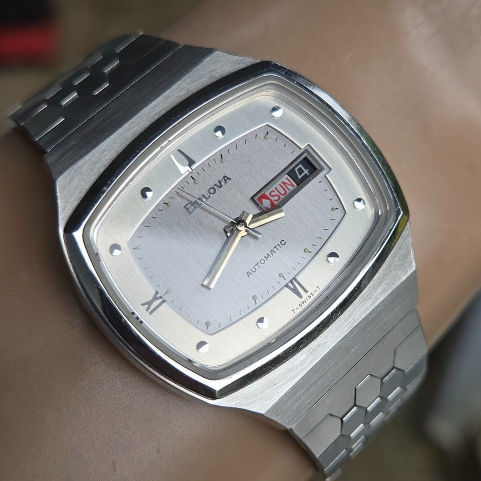 Vintage BULOVA men's automatic watch date/day ETA 2879 TV case swiss ...