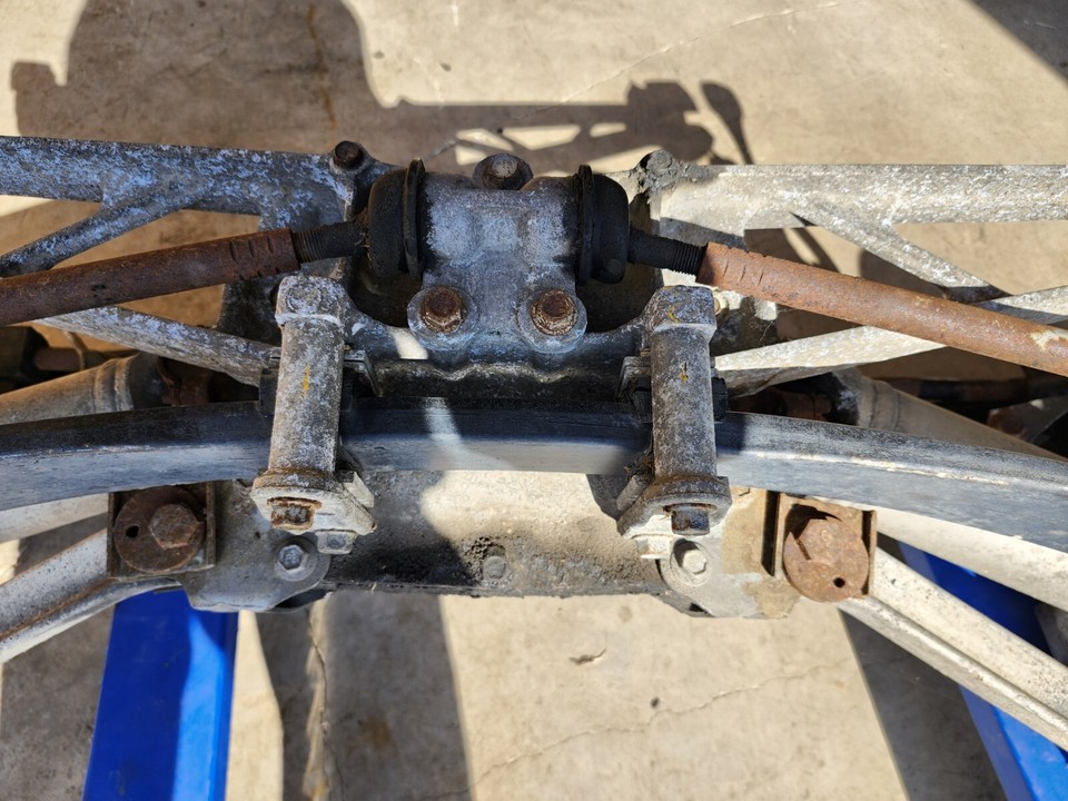 1984-1987 Chevrolet Corvette C4 Rear Differential Suspension Dropout ...