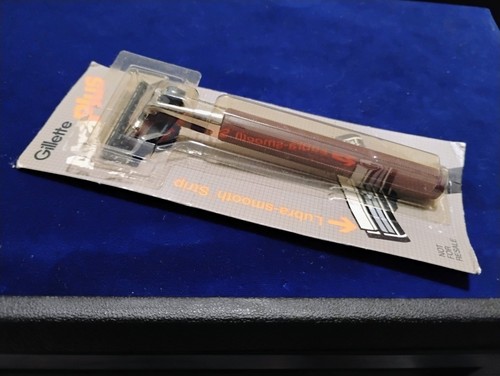 Vintage 1985 Gillette Atra Plus Pivoting Head Razor USA New Open ...