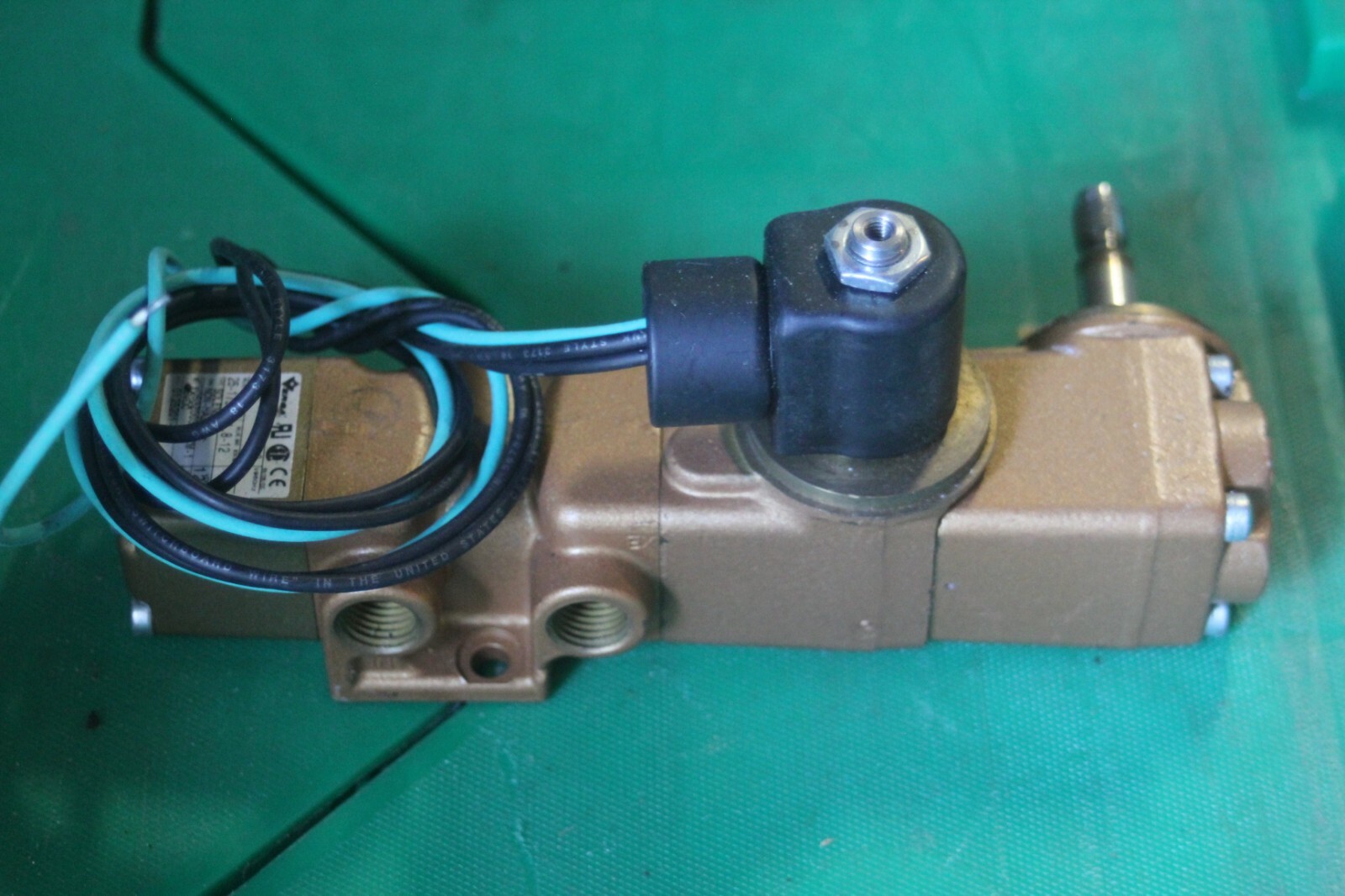 Versa 3-Way Solenoid Valve VSA-3321-RS-D125 | eBay