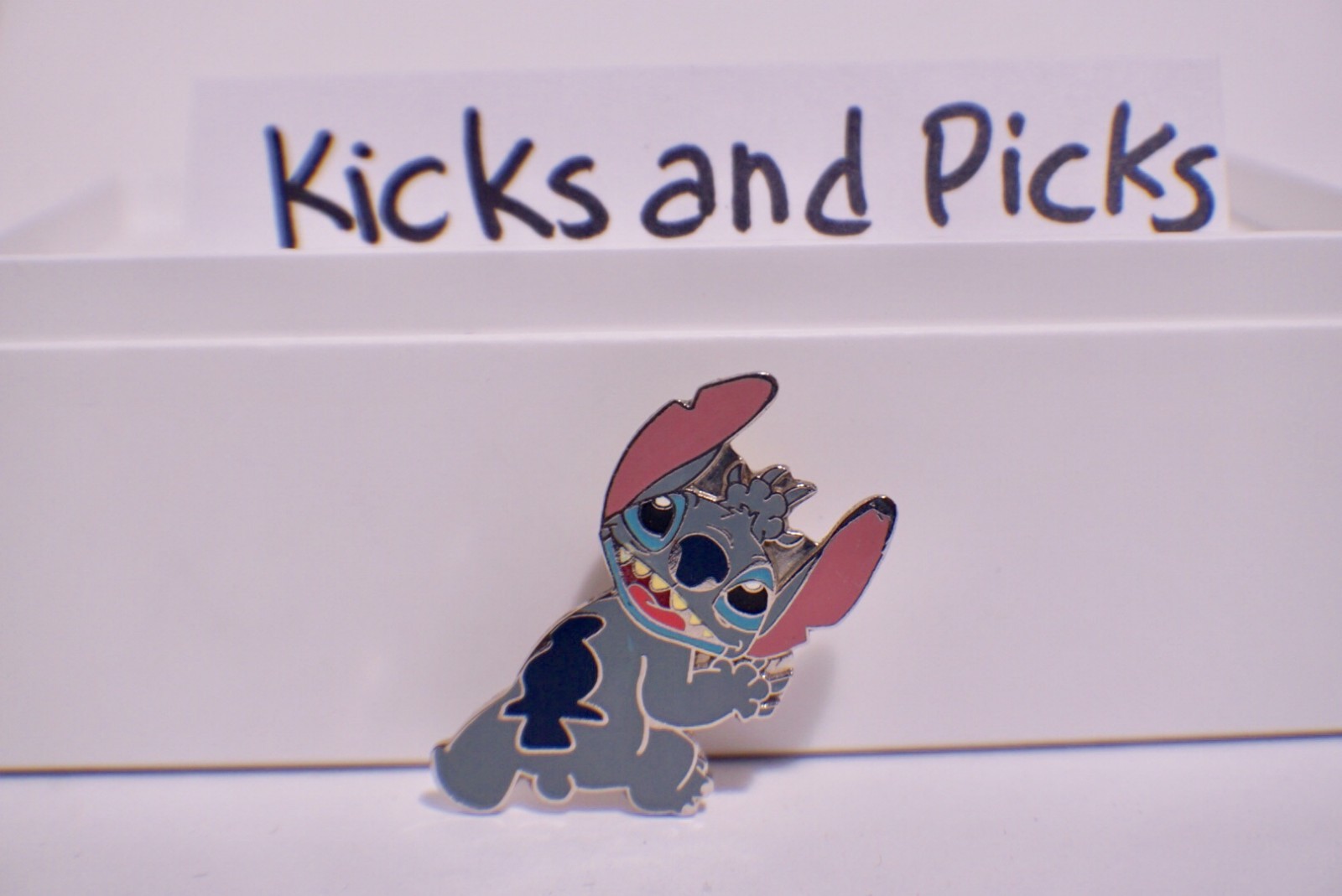 Disney Lilo and Stitch, Stitch Climbing Pin | eBay