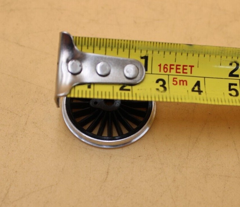 Selection of OO Gauge Wheel Sets - Hornby, Maygib, SP - Complete Sets ...