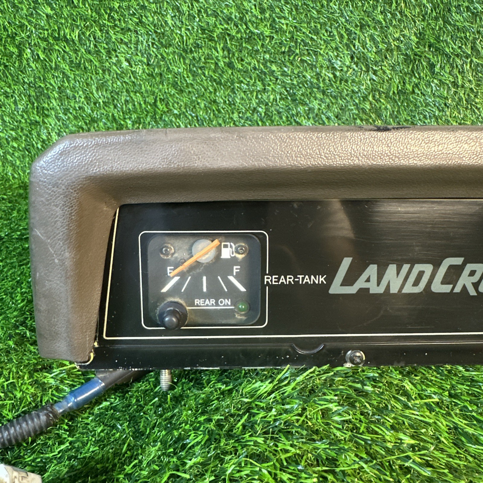 Toyota Land Cruiser FJ60, FJ62, BJ60, HJ60 series. rear/sub fuel tank ...