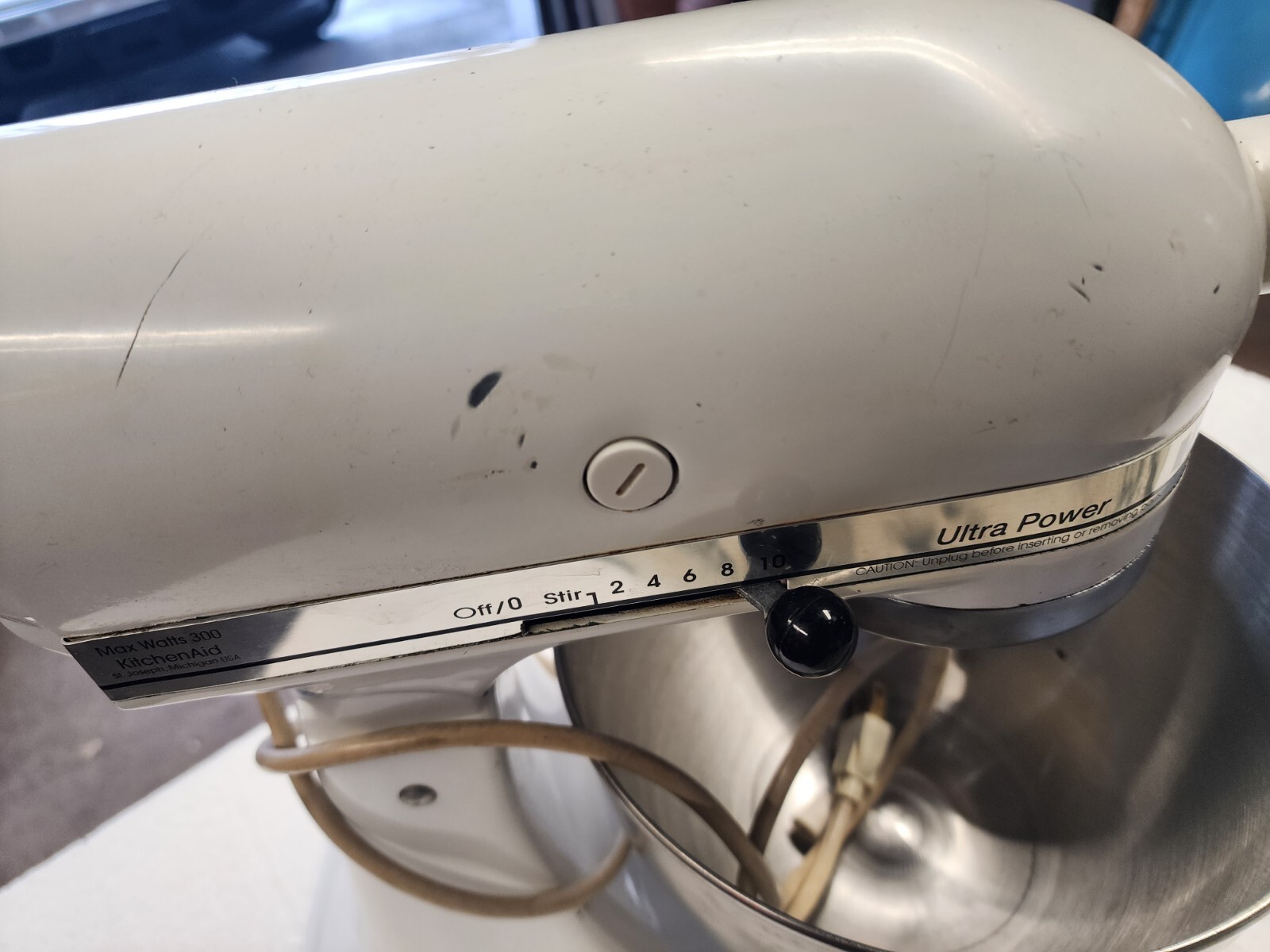 White Kitchen Aid KSM90? Ultra Power 300 Watt Stand Mixer with Bowl | eBay