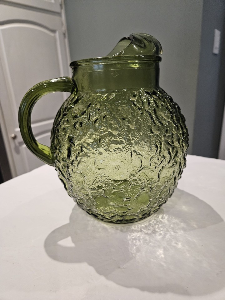 VTG Anchor Hocking Lido Milano Avocado Green Ball Pitcher With Ribbed ...