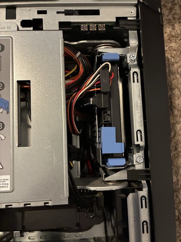 Alienware Aurora R7, 915 GB, 16 GB RAM, i7-8700, NVIDIA GTX 1070, READ ...