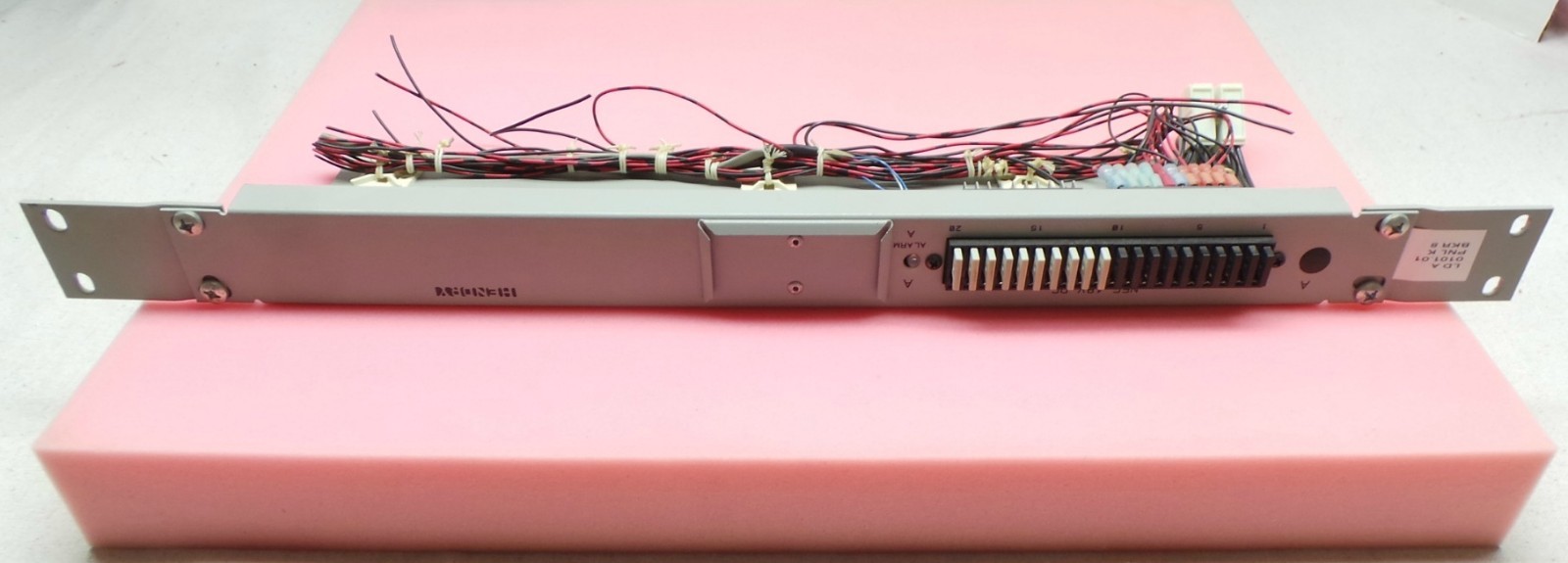 Hendry IEGMT10 Fuse Panel. Single Feed with Rack Ears | eBay