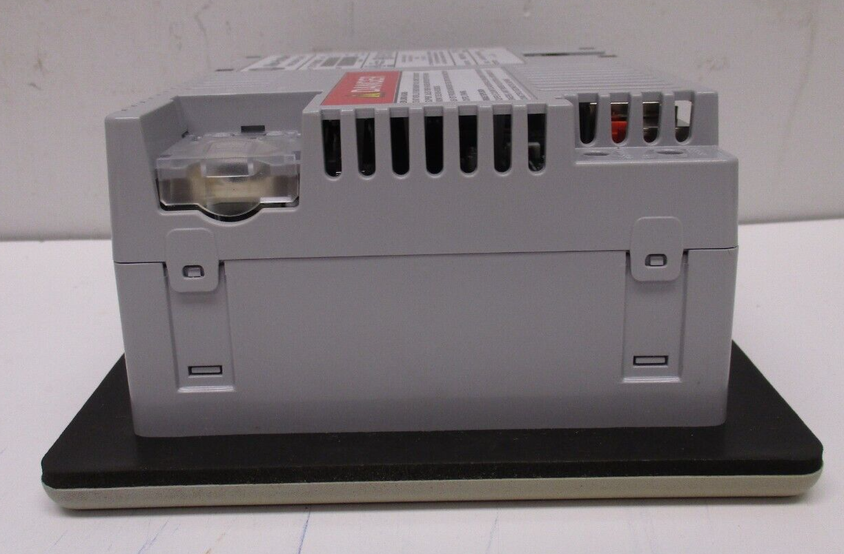 ALLEN BRADLEY PANELVIEW 600 PLUS OPERATOR INTERFACE 600 CAT NO: 2711P ...