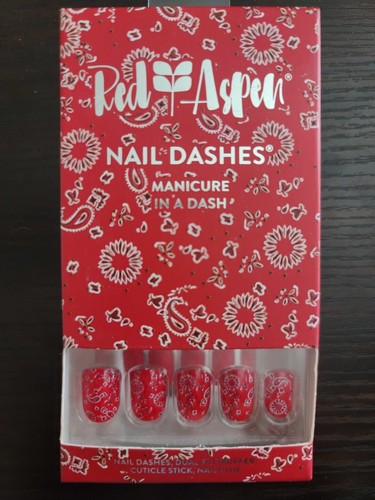 Red Aspen Nail Dashes- Lookin Pretty in Music...NEW Short nails Pop on ...