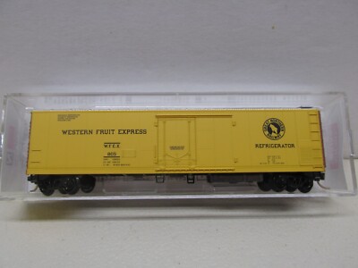 MICRO TRAINS # 69010/1 ~ GN - WESTERN FRUIT REEFER CAR # 805~ N SCALE ...