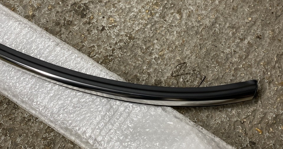NEW Genuine MINI COOPER F55 Tailgate Trim 51137328385 | eBay