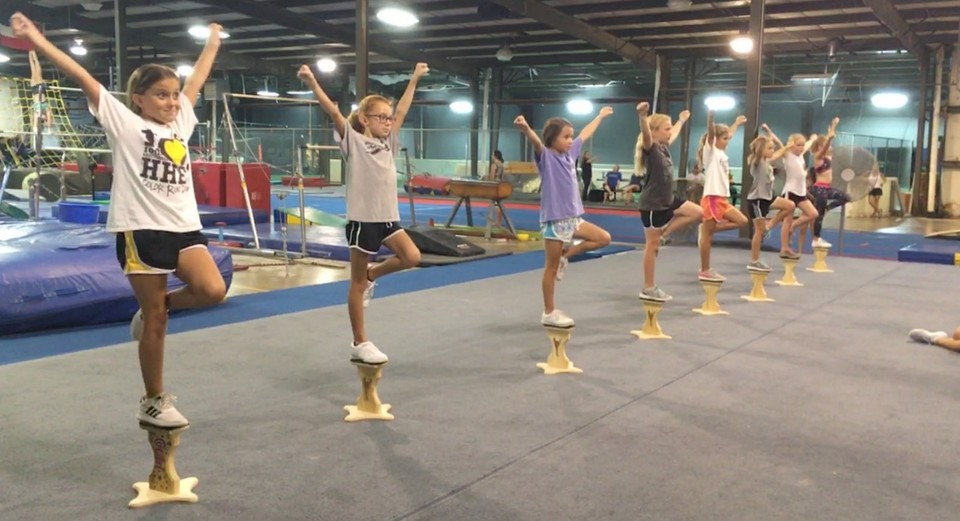 Cheer Stand, Spinner, cheer stunts, Tee Flyer, Balance stand ...