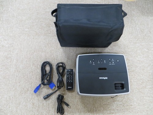 INFOCUS IN2104 DLP DIGITAL PROJECTOR TESTED W/Remote and Cables & Bag ...