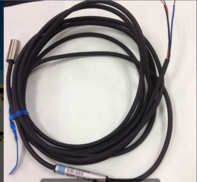 1pcs used KEYENCE sensor EM-080 | eBay