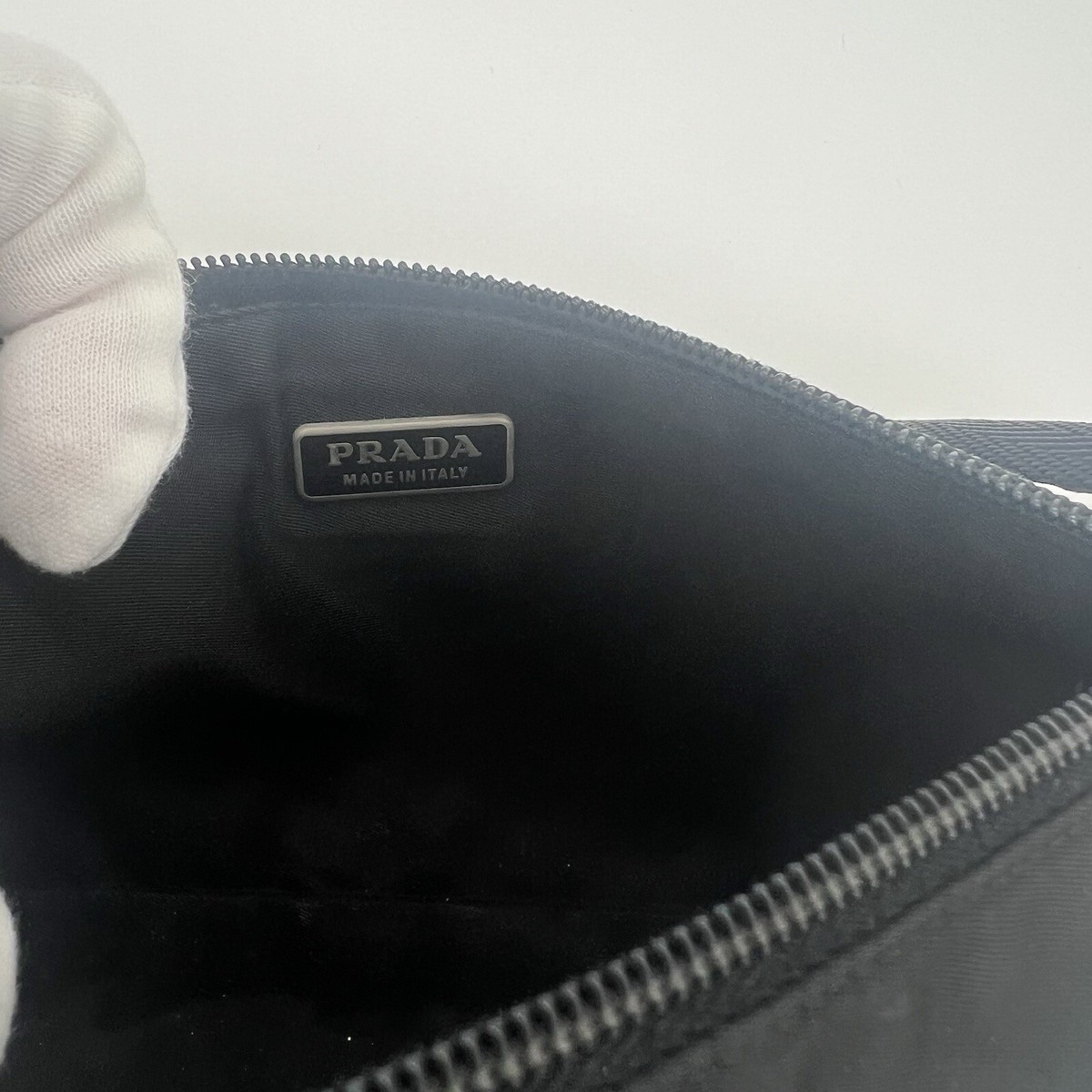 PRADA Nylon Shoulder Bag Noir Black +COA (Missing Zipper PRADA Nylon Shoulder Bag Noir Black +COA (Missing Zipper