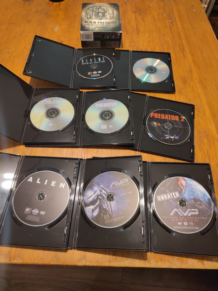Alien - Predator AVP Total Destruction Collection (DVD, 2008, 8-Disc ...