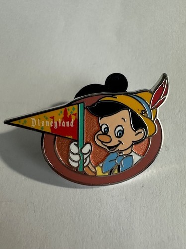 DLR - Pinocchio Pennants with Character Niftie Fifties Flashback Disney ...