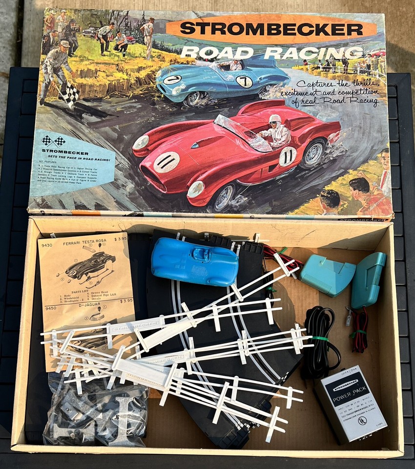 Vintage Strombecker Road Racing Slot Car Set 1/32 Scale Model Racer ...