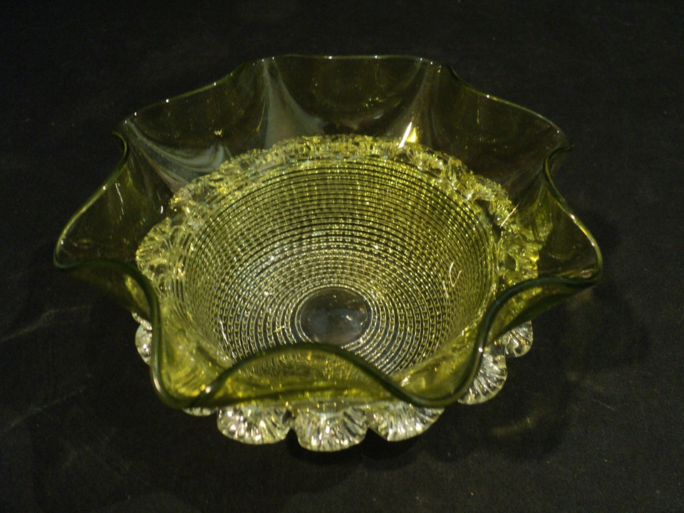 STEVENS & WILLIAMS VASELINE ART GLASS THREADED BOWL in SILVERPLATED ...