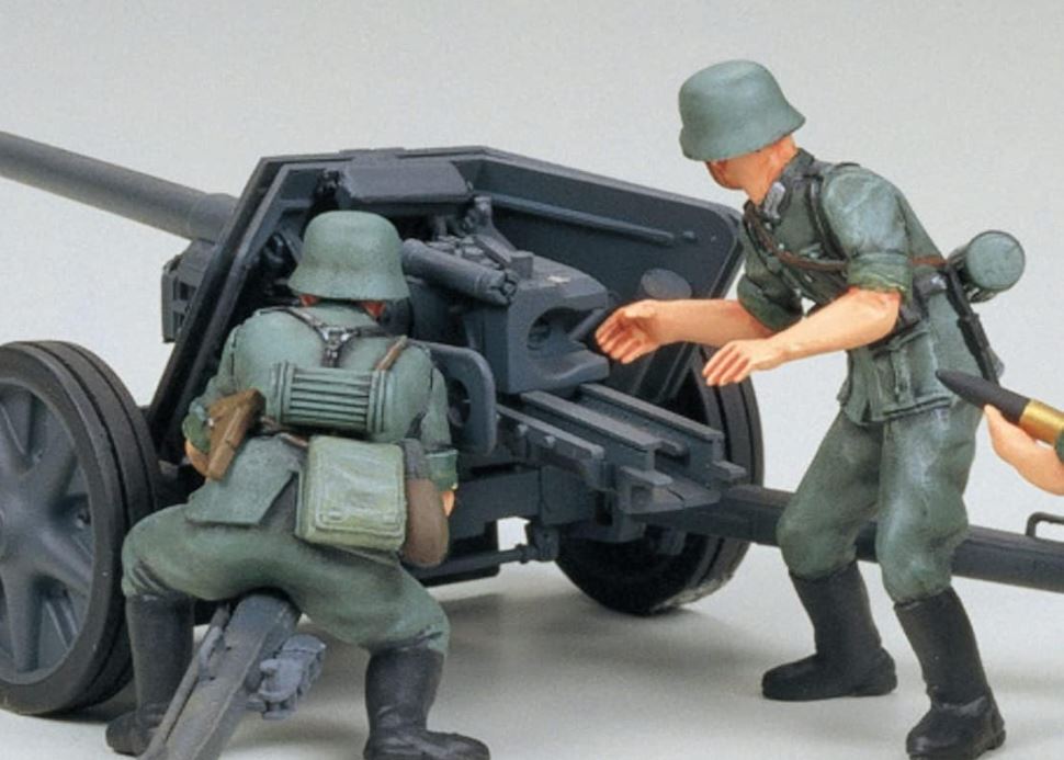 Tamiya 35047 German World War II 75mm Anti-Tank Gun 1/35 Scale Plastic ...