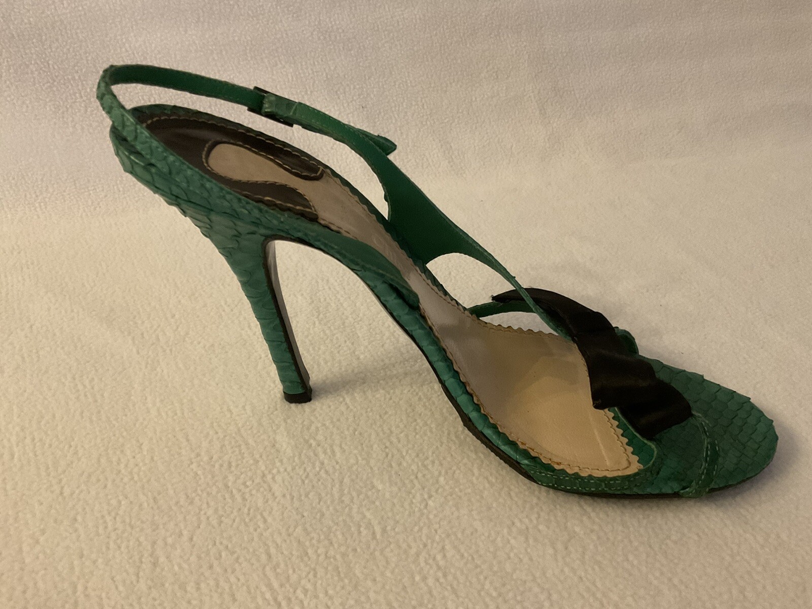 CHLOE’ EMERALD GREEN SNAKESKIN HEELS - Gem