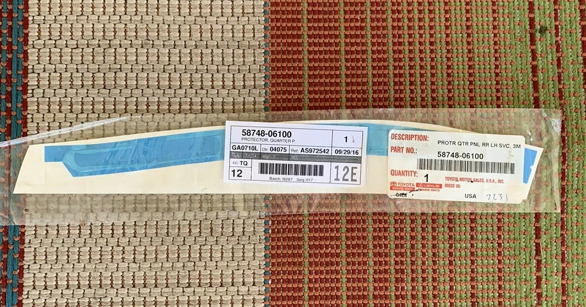 2014 - 2017 TOYOTA CAMRY QUARTER PANEL PROTECTOR OEM BRAND NEW 58748 ...