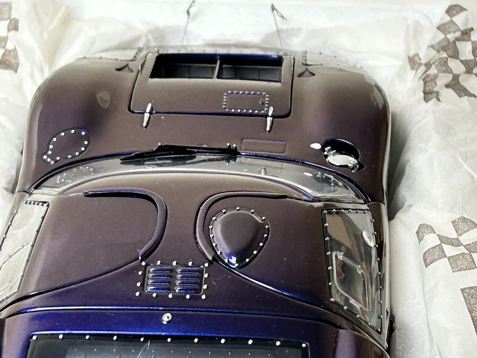 Exoto Standox 1:18 Scale Catalunya Splash 1966 Ford GT 40 with Box, Lot ...
