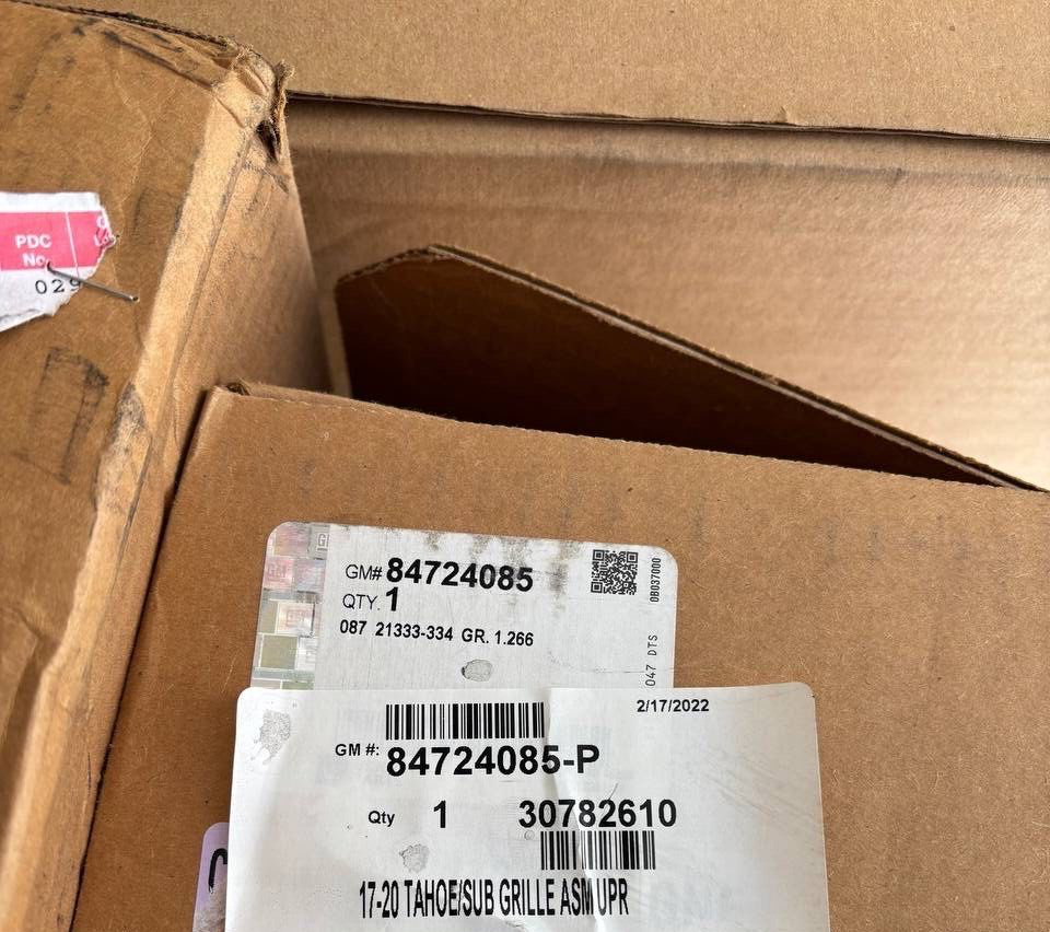 2015-2020 Chevy Suburban Tahoe Front Upper Grille Black Emblem OEM NEW ...