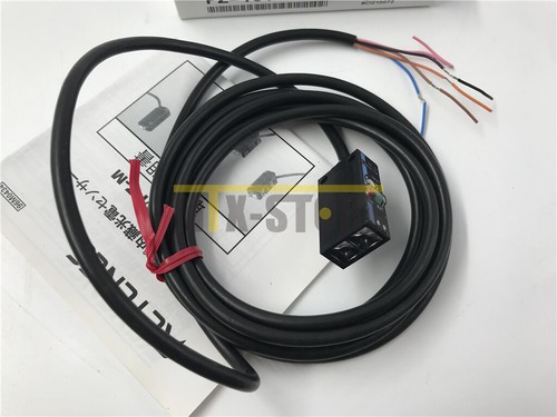 1pcs New In Box ORIGINAL Keyence Brand new Photoelectric Sensor PZ-101 ...