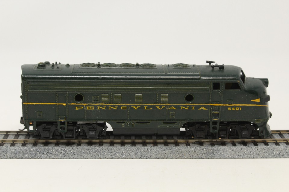 HO Varney F3A Diesel Locomotive Dummy Pennsylvania PRR 5401 Green | eBay