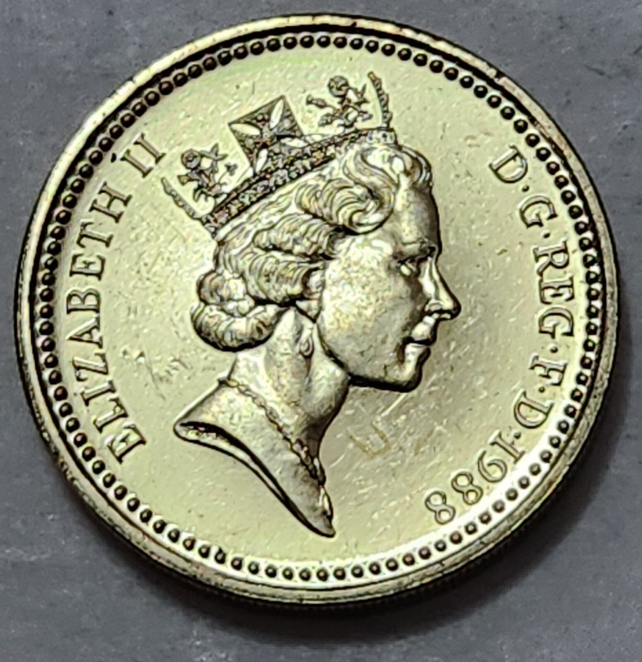 UNITED KINGDOM 🇬🇧 ONE POUND COIN 1988 (QUEEN ELIZABETH II ...