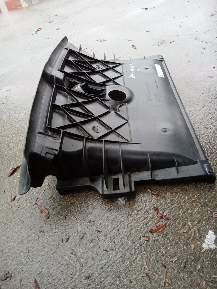 Tesla Model Y Active Air Shutter Grille 2020-23 OEM 1494159-00-C (94 ...