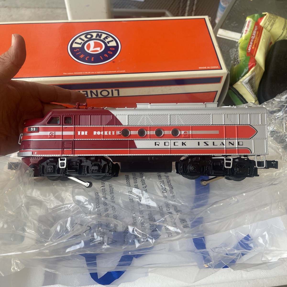 Lionel Rock Island Locomotive 99