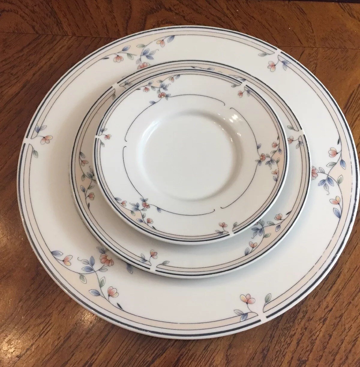 Princess House Heritage Blossom pattern Dinner Plate, Salad Plate or ...